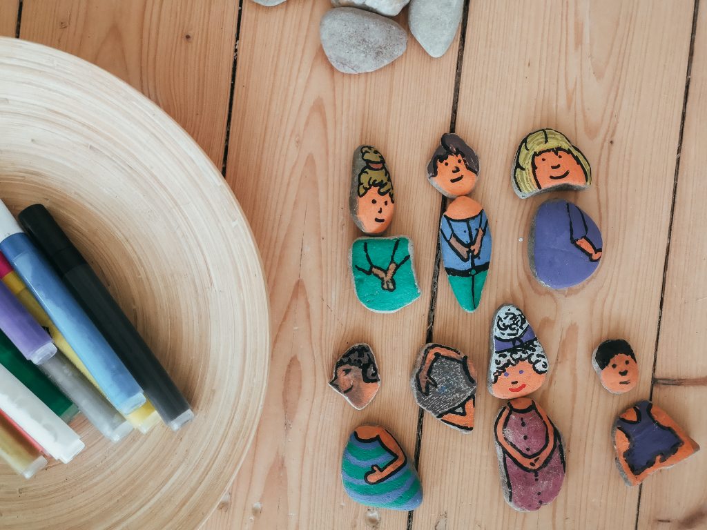 Steine bemalen und Spiele für Kinder selber machen: Ankleidespiel ⋆ ...